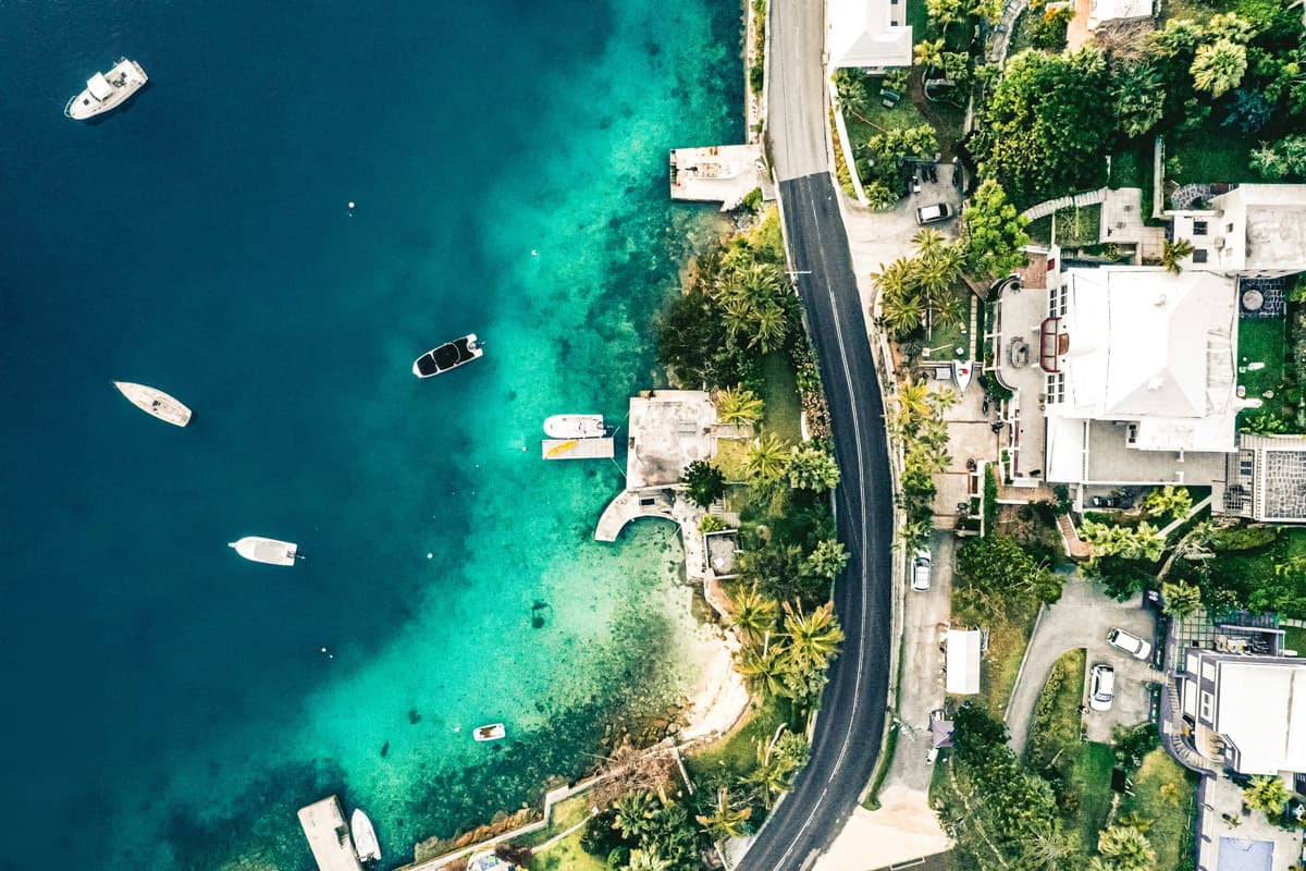 The Ultimate Bermuda Transportation Guide: Bus, Ferry & Beyond